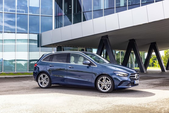 Mercedes unveils new B-Class at 2018 Paris Motor Show | AM-online