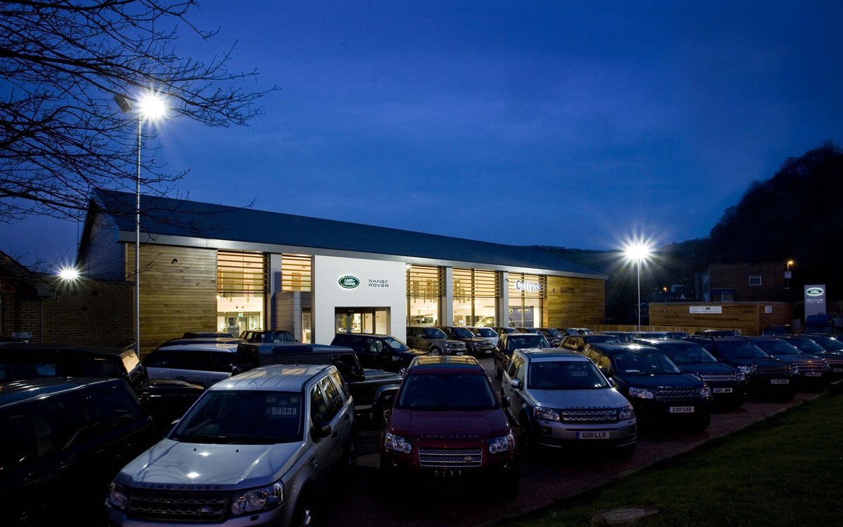 Caffyns opens revamped Land Rover site
