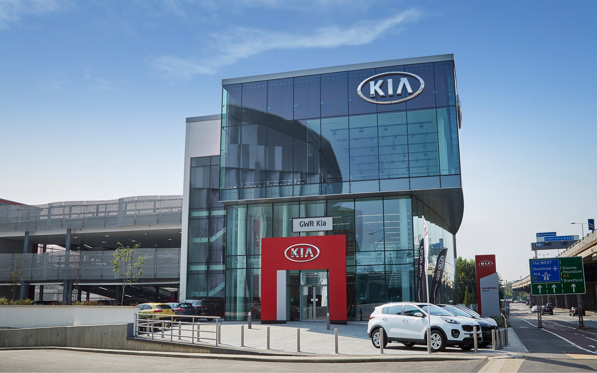 Norton Way Opens Biggest Kia Dealership In Europe Car Dealer News