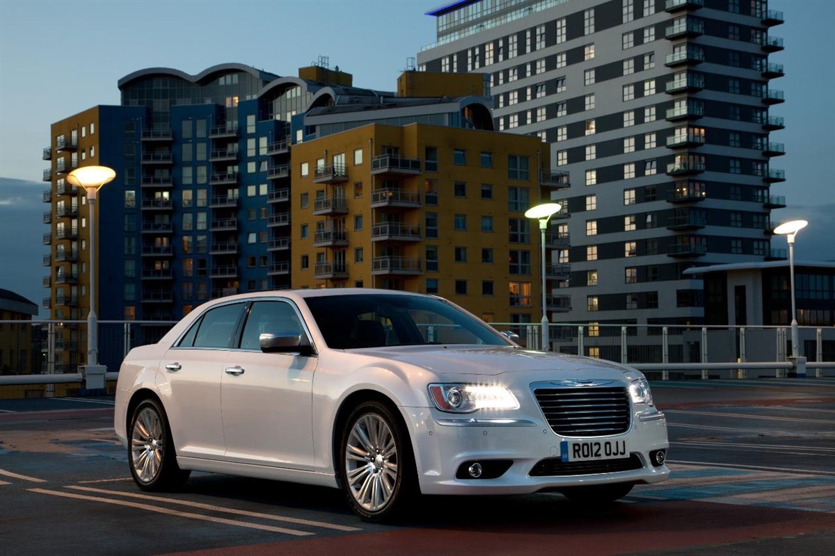 Chrysler 300C 2012 gallery | Latest Galleries