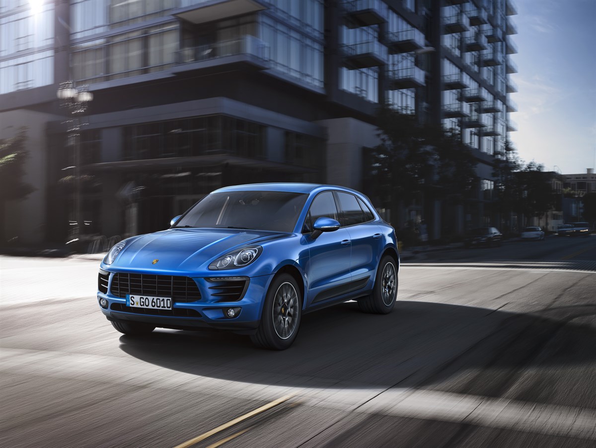 Porsche reveals new Macan crossover | AM-online
