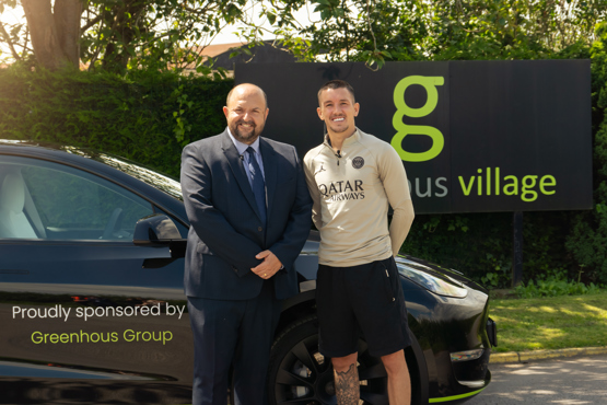 Greenhous Group helps world champion boxer Liam Davies punch above his ...