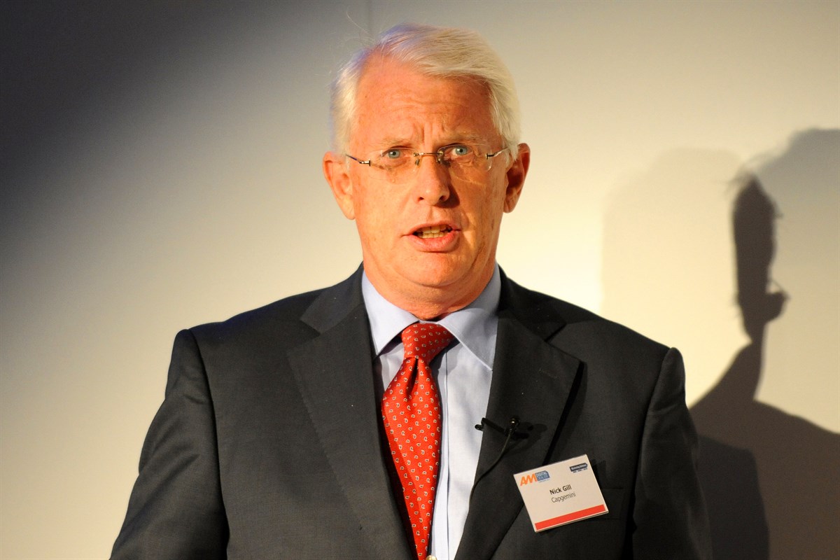 Car manufacturers and dealers must face reality on digital changes | AM ...