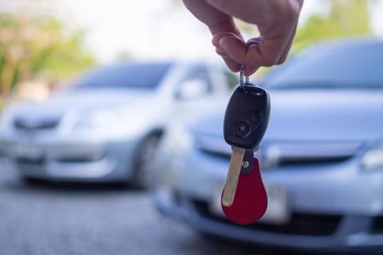 New car market returns to growth in May as EV discounts spur uptake ...