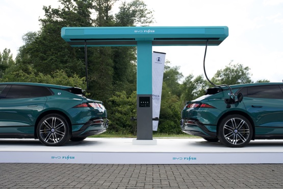 BYD brings five-minute EV charging demonstration to UK | Manufacturer News