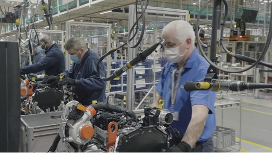 Ford restarts production across Europe as UK plants reopen | AM-online