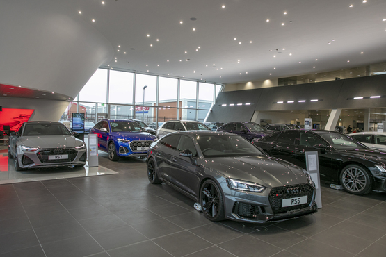 Lookers trio incentivised with £1.5m 2023 shares bonus | Car dealer news