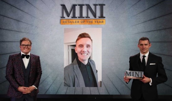 Grassicks Perth wins Mini Retailer of the Year award | Car dealer news