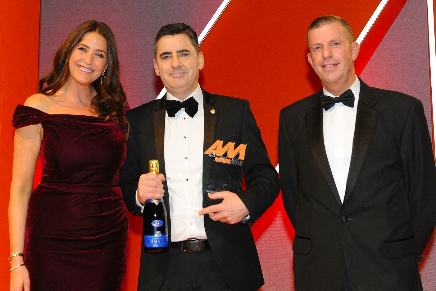 Arnold Clark wins the 2019 AM Award for Best Used Car Dealer ...