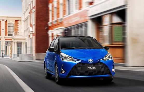 Toyota announces new Yaris prices and specifications (gallery) | AM-online