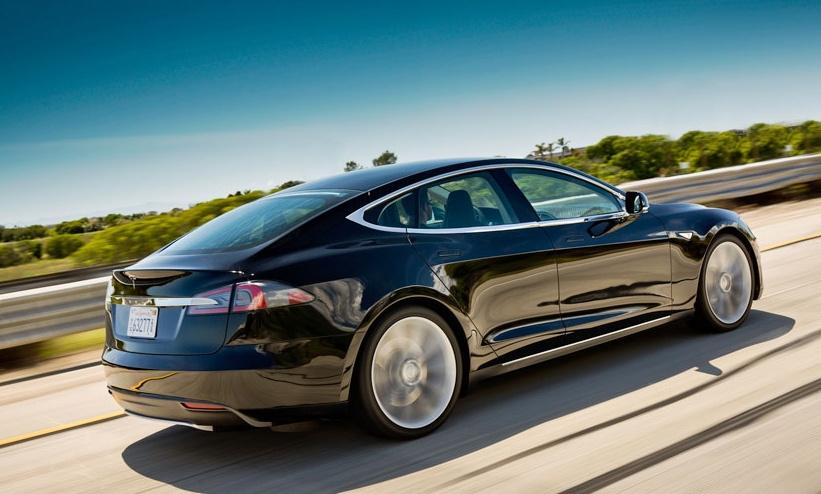 Tesla reveals new finance option for Model S | AM-online